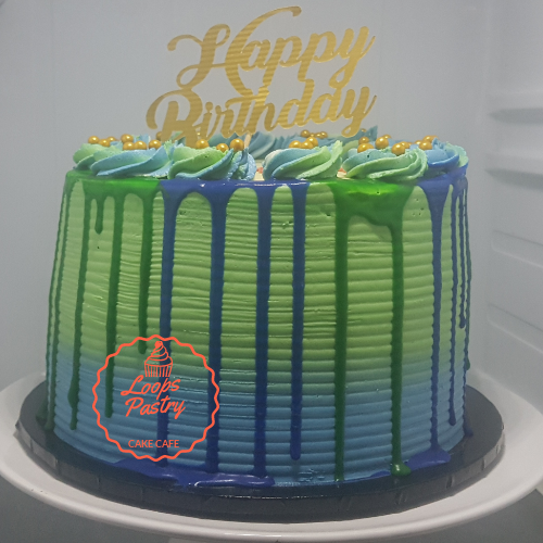 8 inches Cake - Loops Pastry | Flutterwave Store